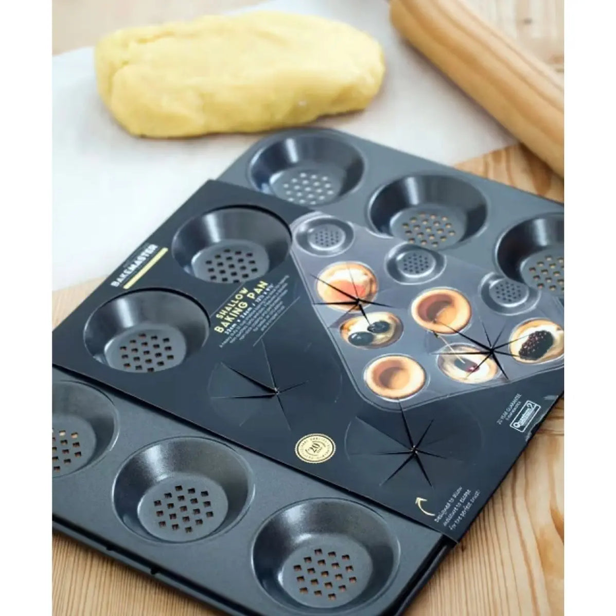 Bakemaster Non-Stick Shallow Baking Pan - 12 Cup — Home Essentials